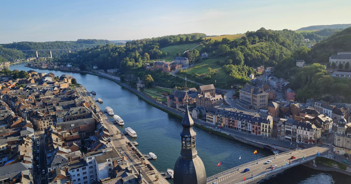 Dinant, an invitation to escape